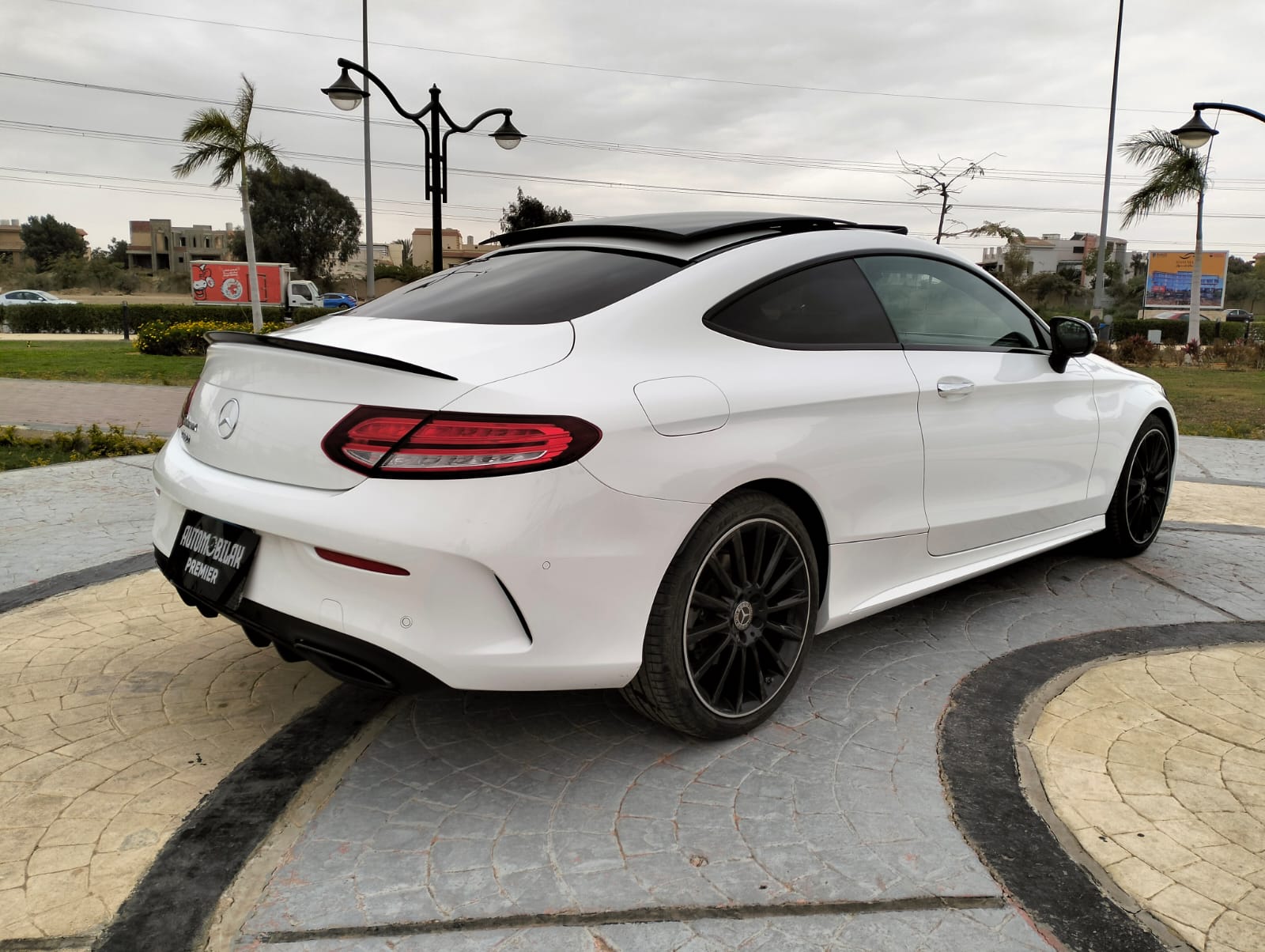 MERCEDES – C180 COUPE – AMG 2023 – Automobilak